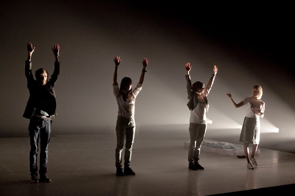 Arthur.io • A Digital Museum